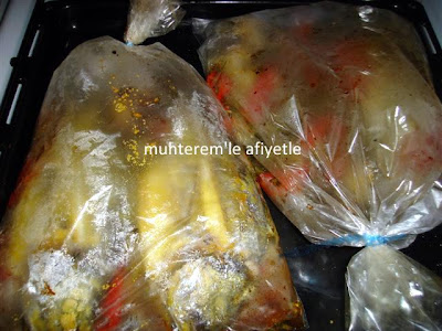 Muhterem'le Afiyetle: FIRIN POŞETİNDE SEBZELİ BALIK