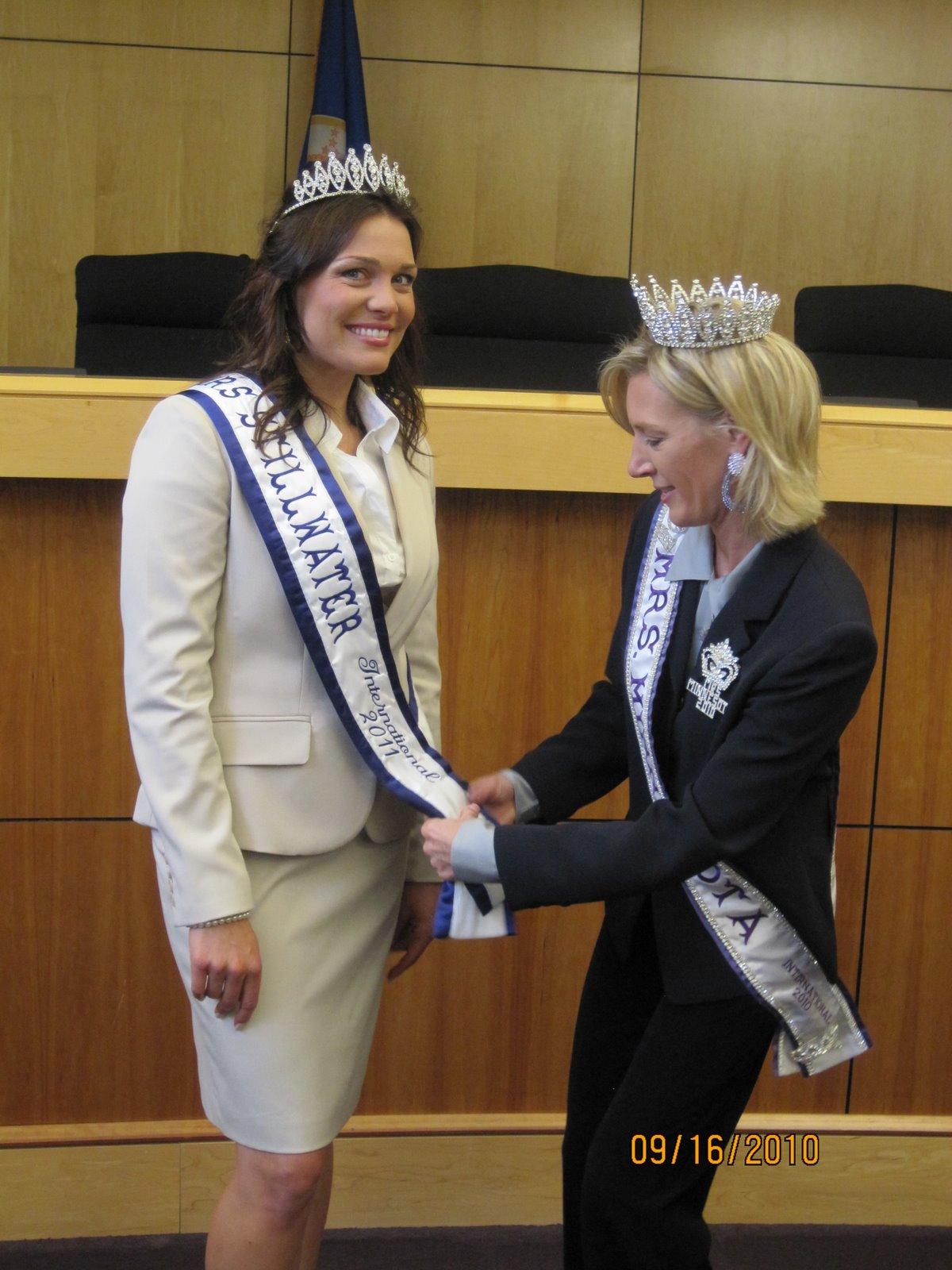 Susie Overvold: Mrs Stillwater Banner Presentation