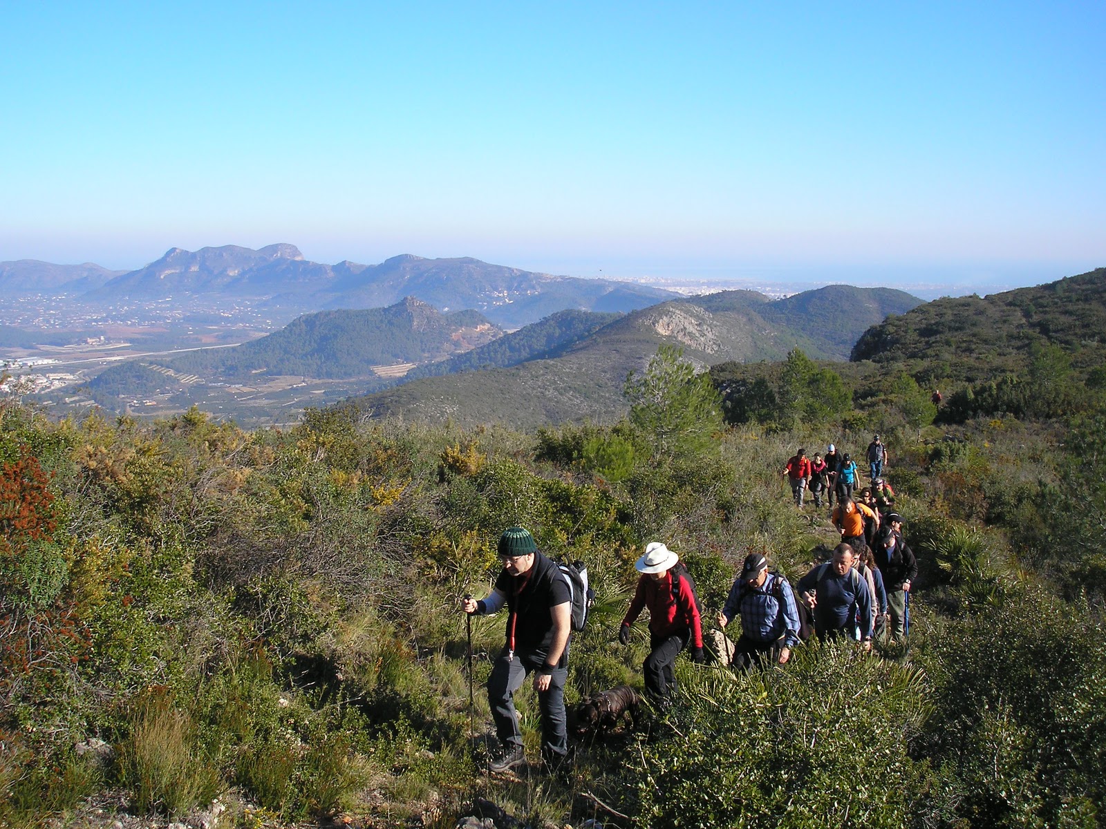 Club Esportiu Llocnou: Encimbellant la Cuta, des de Castellonet.