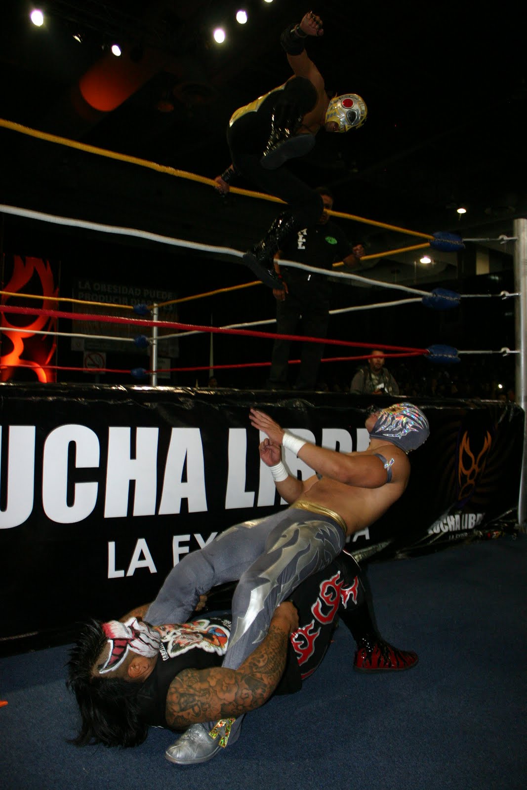 ESTRELLAS DEL RING.: El CMLL abarroto la Expo Lucha en su segundo dia ...
