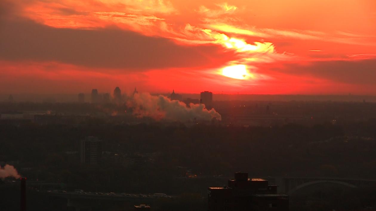 Warehouse Media: Minneapolis and Saint Paul at Sunset and Sunrise