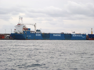 O Porto da Graciosa: O espectacular "Eide Trader" em Ponta Delgada