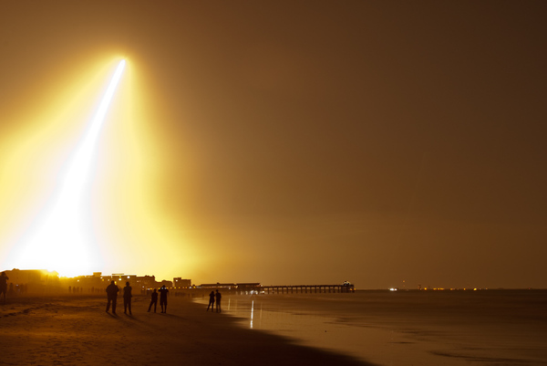 Adventure Photography and Photo Walks: Discovery STS-131 - April 5th, 2010