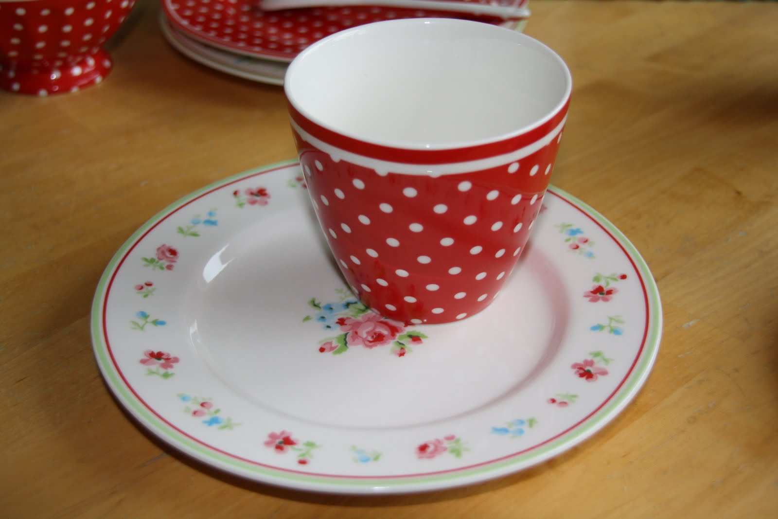 Solines verden: Nye kopper, fat og tilbehør