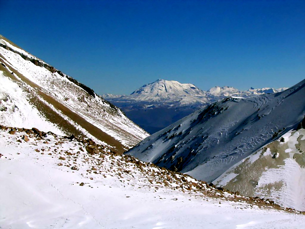 The Colca Specialist: About Chachani volcano
