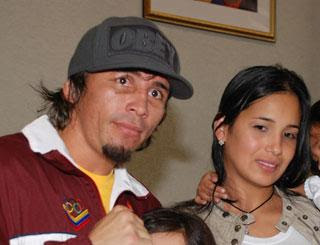 Boxing News World: Monday, 19 April 2010