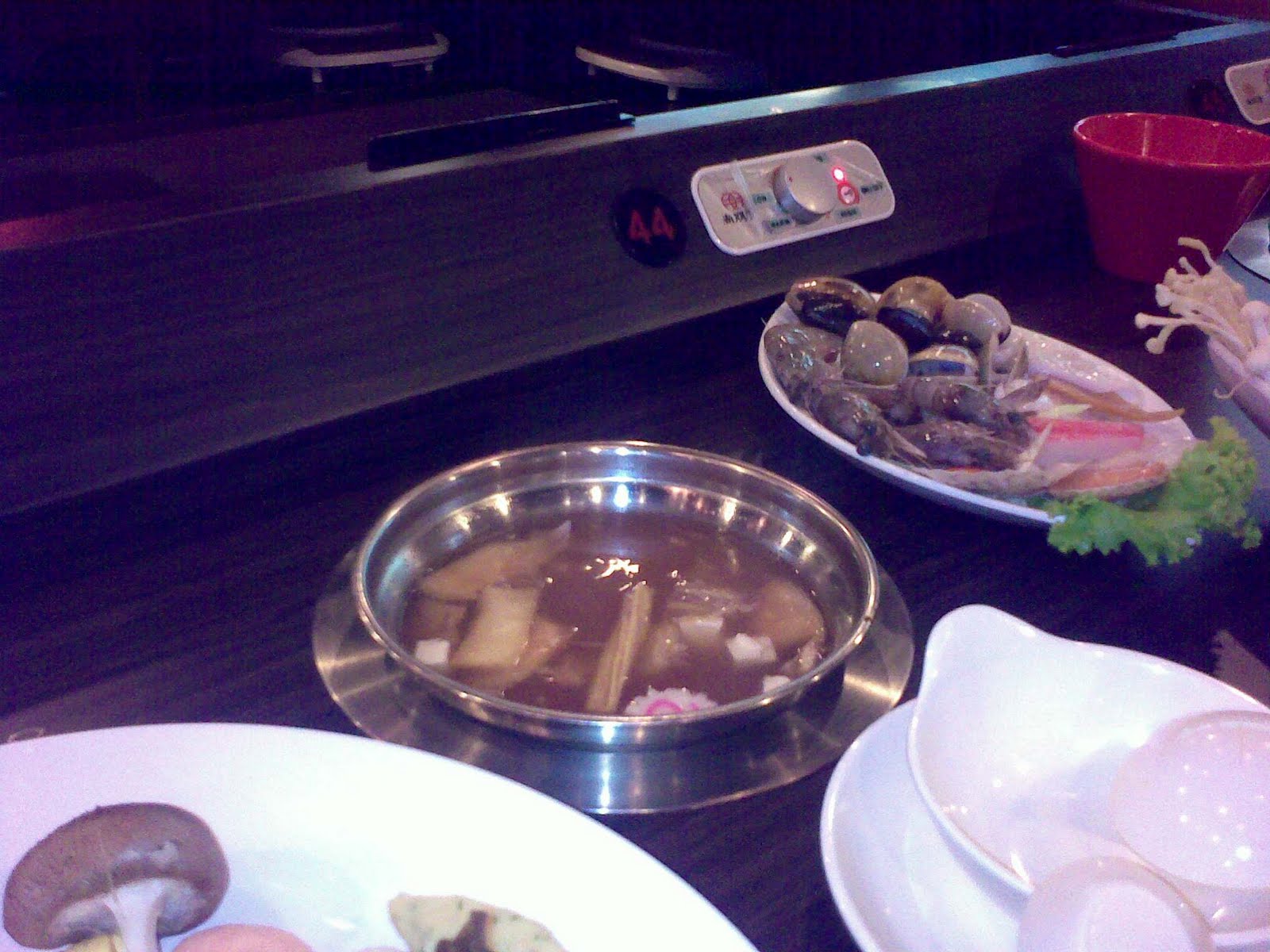 My Kitchen To Yours: Episode 518 - Steamboat @ IceBar & Cafe Shabu ...