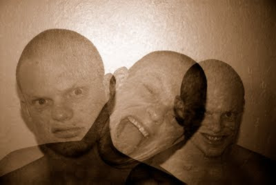 Mal Hábito: Transtorno de Personalidad Multiple