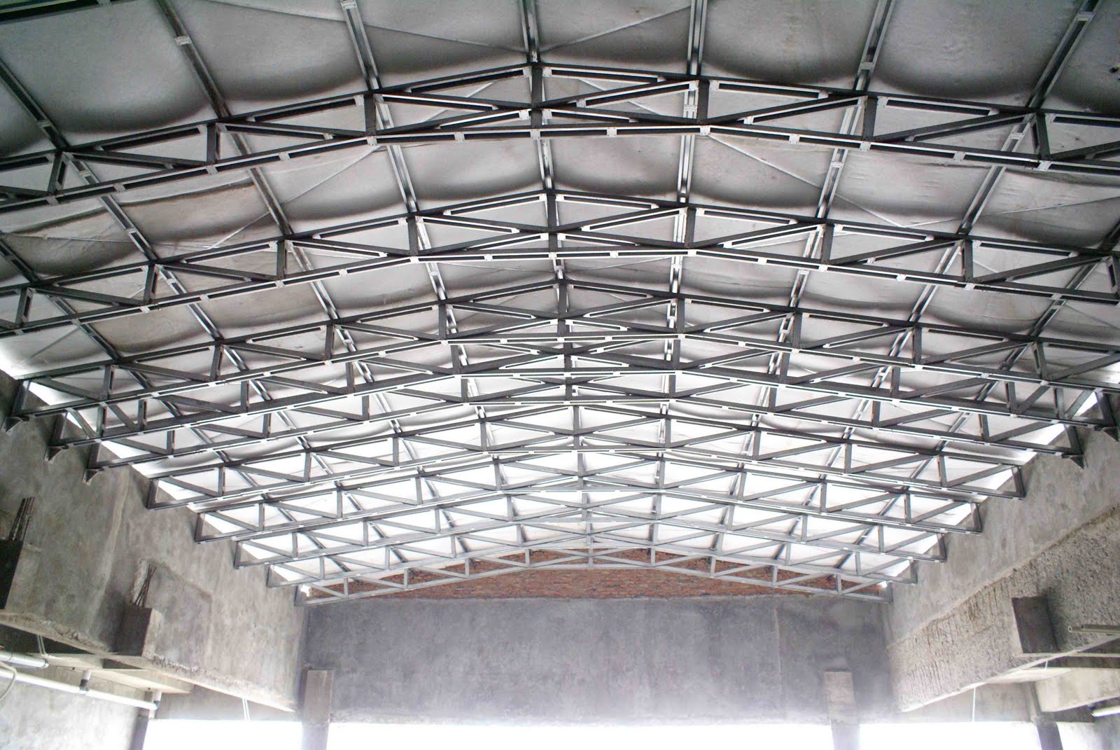 PEREDAM POLYESTER INSULASI : Peredam Atap yang Ramah Lingkungan