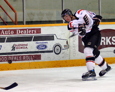 Rays Photo: Winkler Flyers Hockey