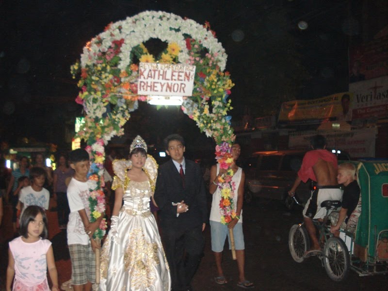 Life is Fun: Santacruzan