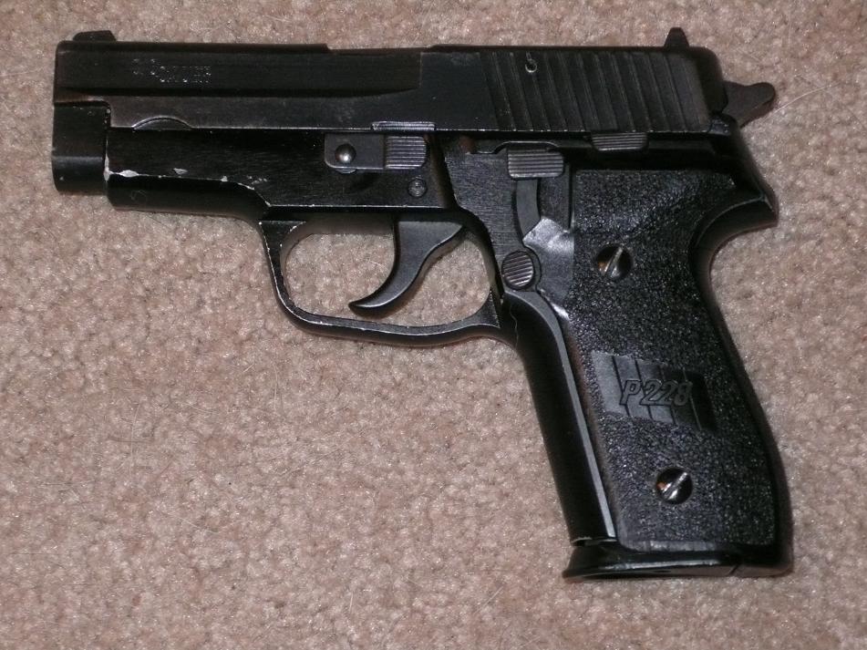 Pistola Sig-Sauer P228 | Armas de Fuego