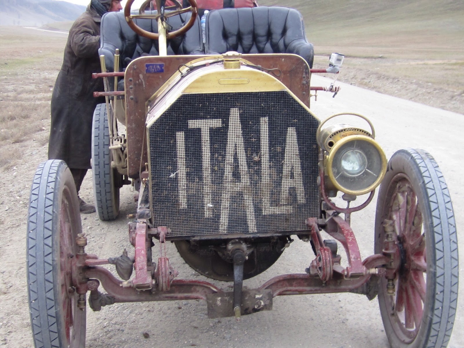 Peking to Paris 2010 on a 1907 ITALA by David and Karen Ayre