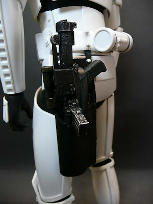 toyhaven: More Sideshow Stormtrooper Review