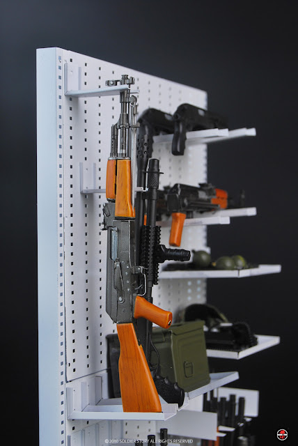 toyhaven: Soldier Story Expandable 1:6 Weapons Racks! PREVIEW