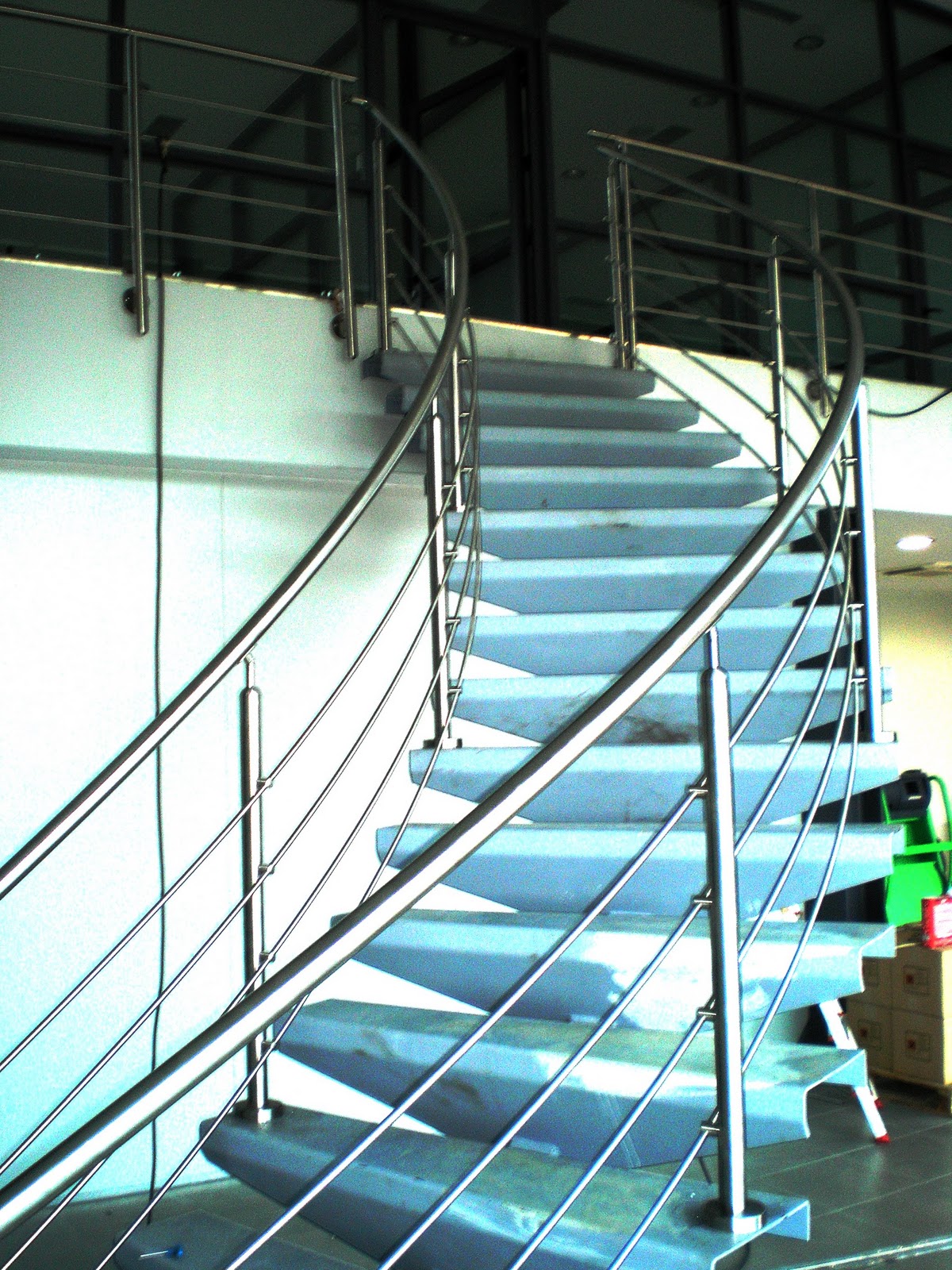 Αφοι Δαφνη Μεταλλικες κατασκευες: INOX