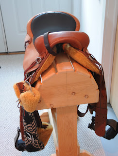 Books & Tack-in-a-Blog: 2007 John Fallis Balanced Ride Endurance Saddle