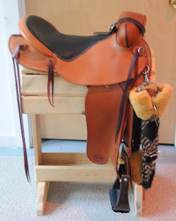 Books & Tack-in-a-Blog: 2007 John Fallis Balanced Ride Endurance Saddle