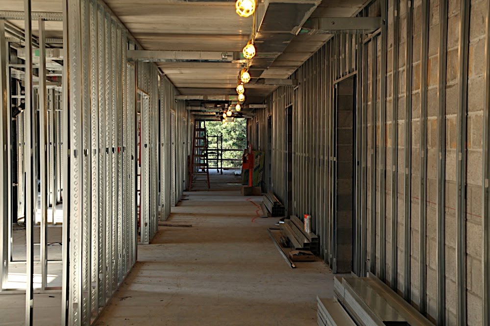 Colombière Jesuit Community: More steel, concrete and stone!