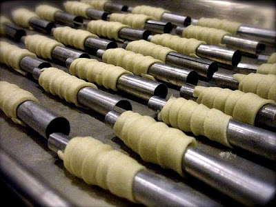 Vintage Whimsey: Recipe of the Week; CLOTHESPIN COOKIES