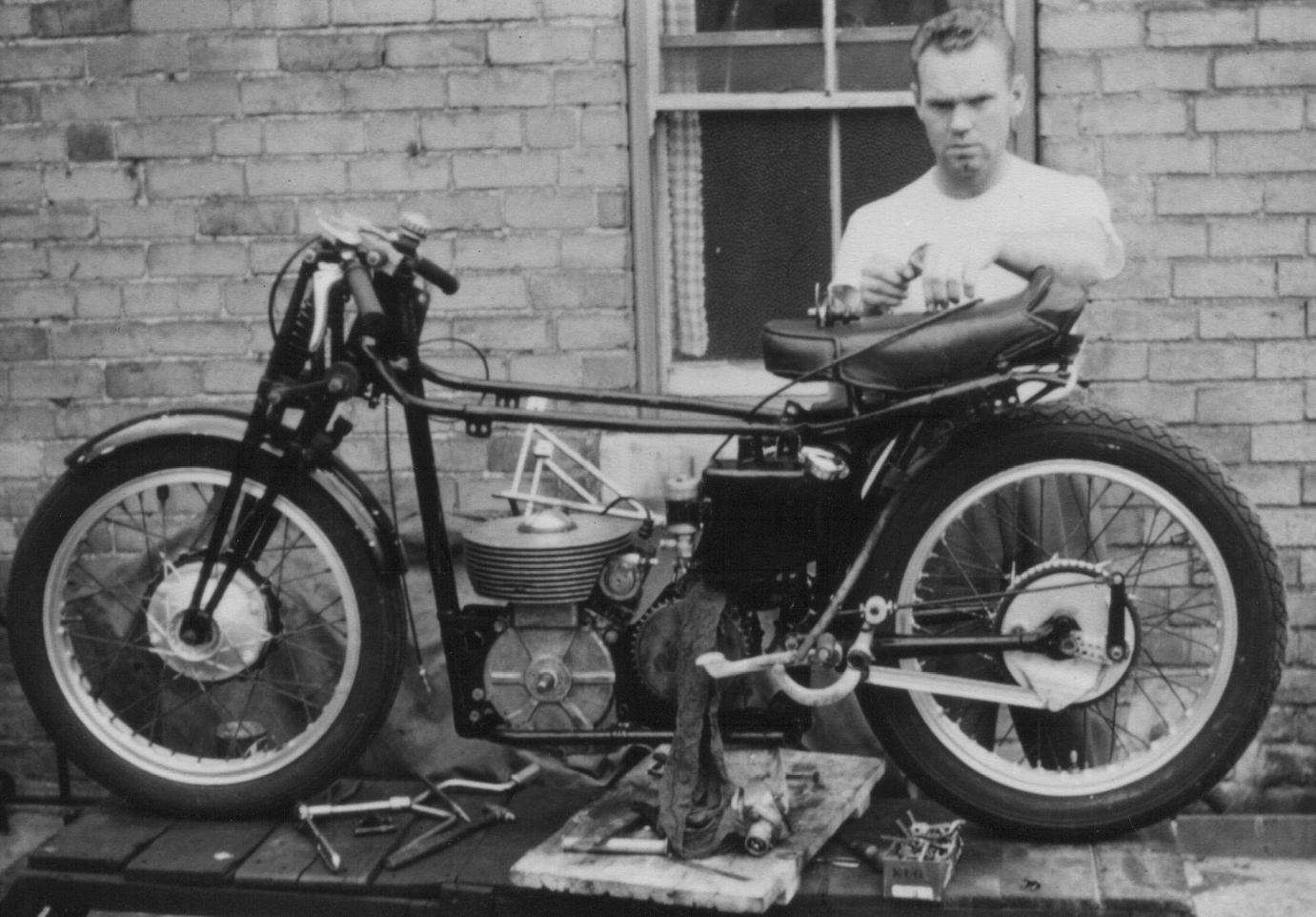 The Velobanjogent: Some miscellaneous racing photos from my archive....