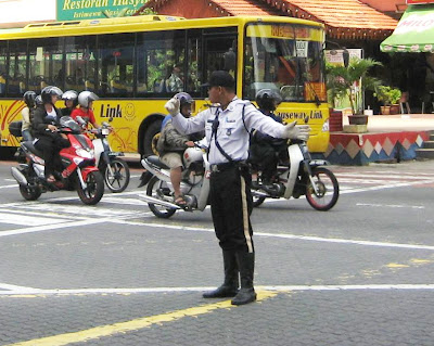 Malaysian Traffic Police On duty | kakimoto