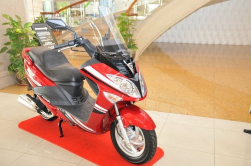 Modenas new Elegan Scooter 200cc | kakimoto