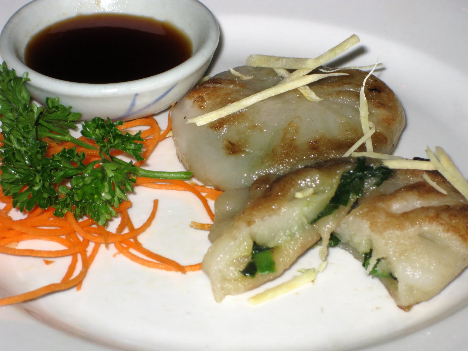 Dishing it up!: Restaurant Week (614) magazine - Lemongrass Fusion Bistro