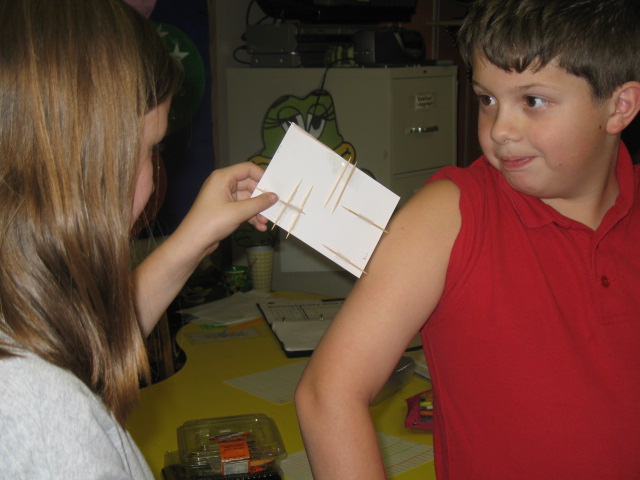 The Harris Hoppenings: The Sense of Touch-Science Experiment