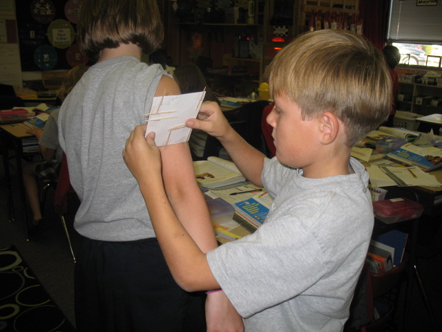 The Harris Hoppenings: The Sense of Touch-Science Experiment