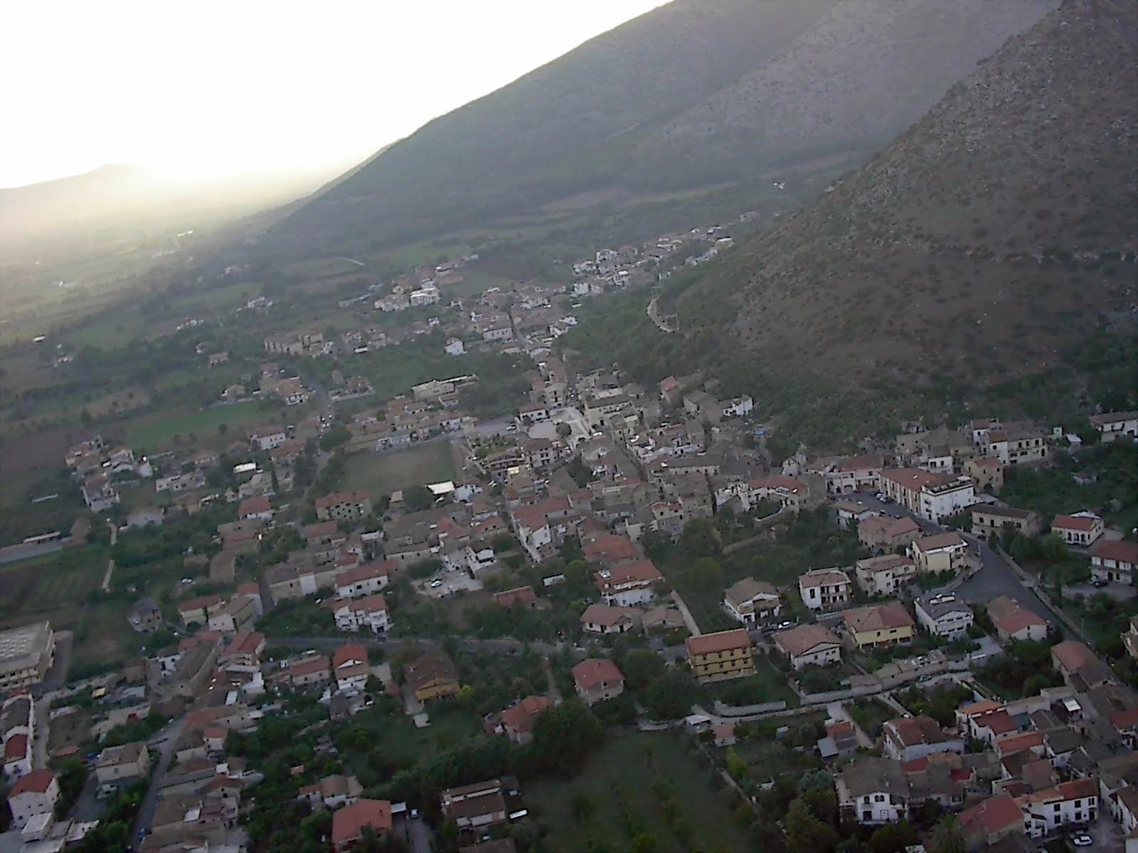 Piana di Monte Verna. Dopo l’arresto del tecnico comunale Armando ...