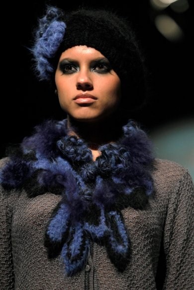 Deartebea. De todo...: El tejido y la Moda Andina de Perú