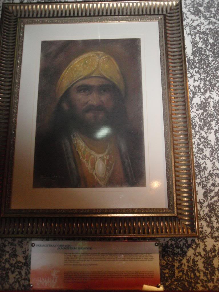 AMAN SEJAGAT: SEJARAH PEMBUKAAN KESULTANAN MELAKA