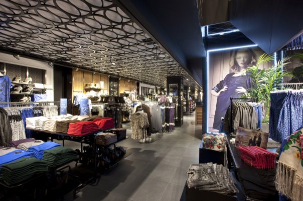 Fashion Victims Bcn: New Blanco store opening / Inauguración de nueva ...