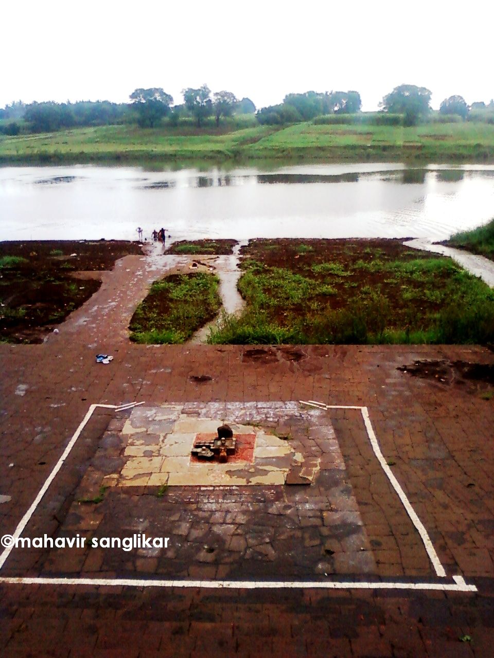 Maratha History: Santaji Ghorpade Samadhi Photographs