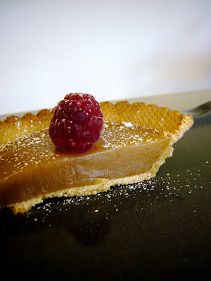 Tartelettes caramel au beurre salé , Toblerone ou amande /groseilles à ...
