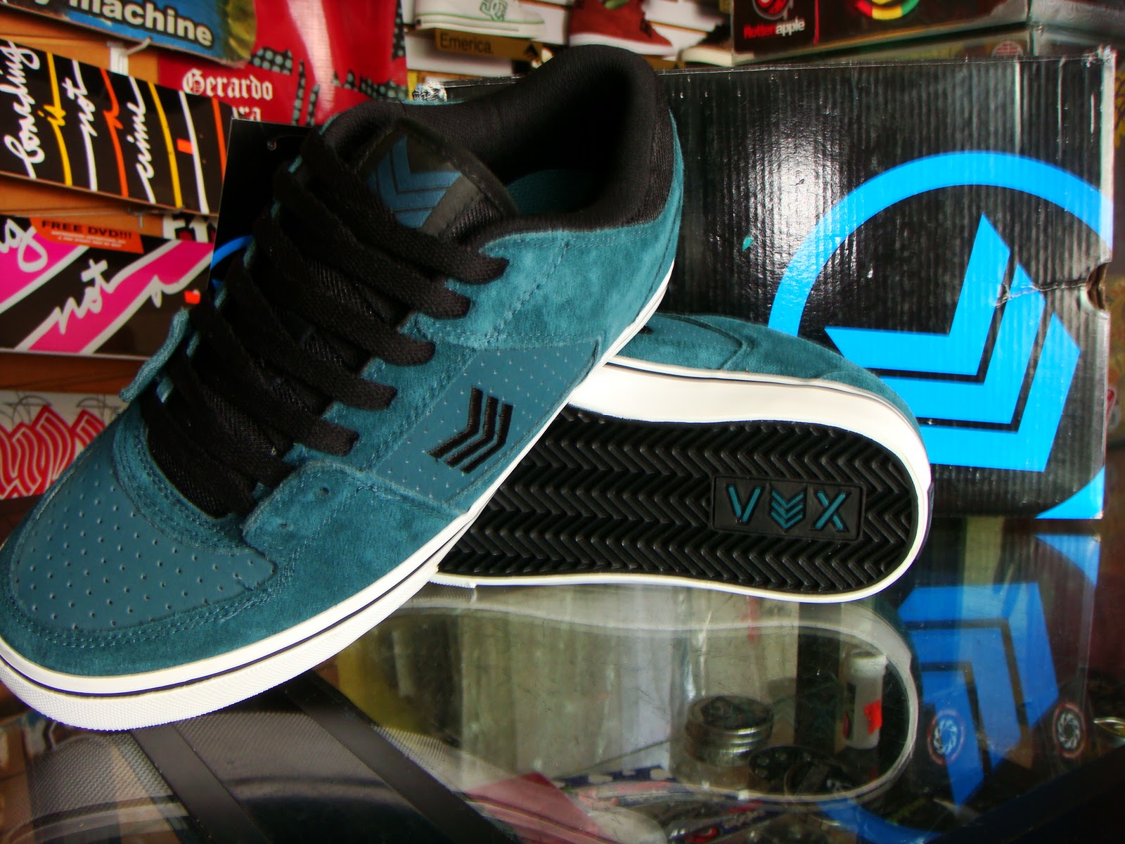 SEKTAskateshop: VOX Footwear