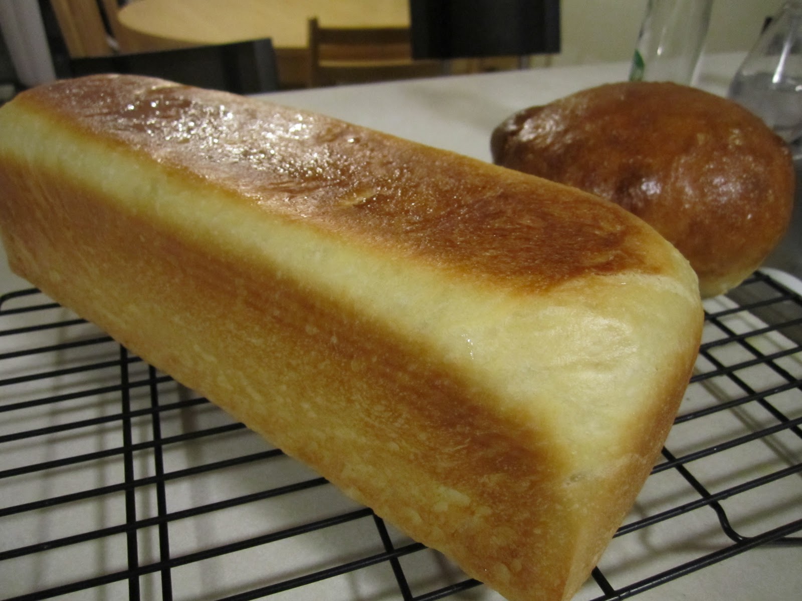 Stir it! Scrape it! Mix it! Bake it!: Toast bread (Mellow Bakers: February)