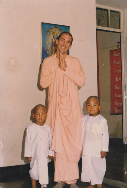 LA FAMILIA DE SOMAKA MAHARAJ: nuevas fotos de maharaj ( gracias ...