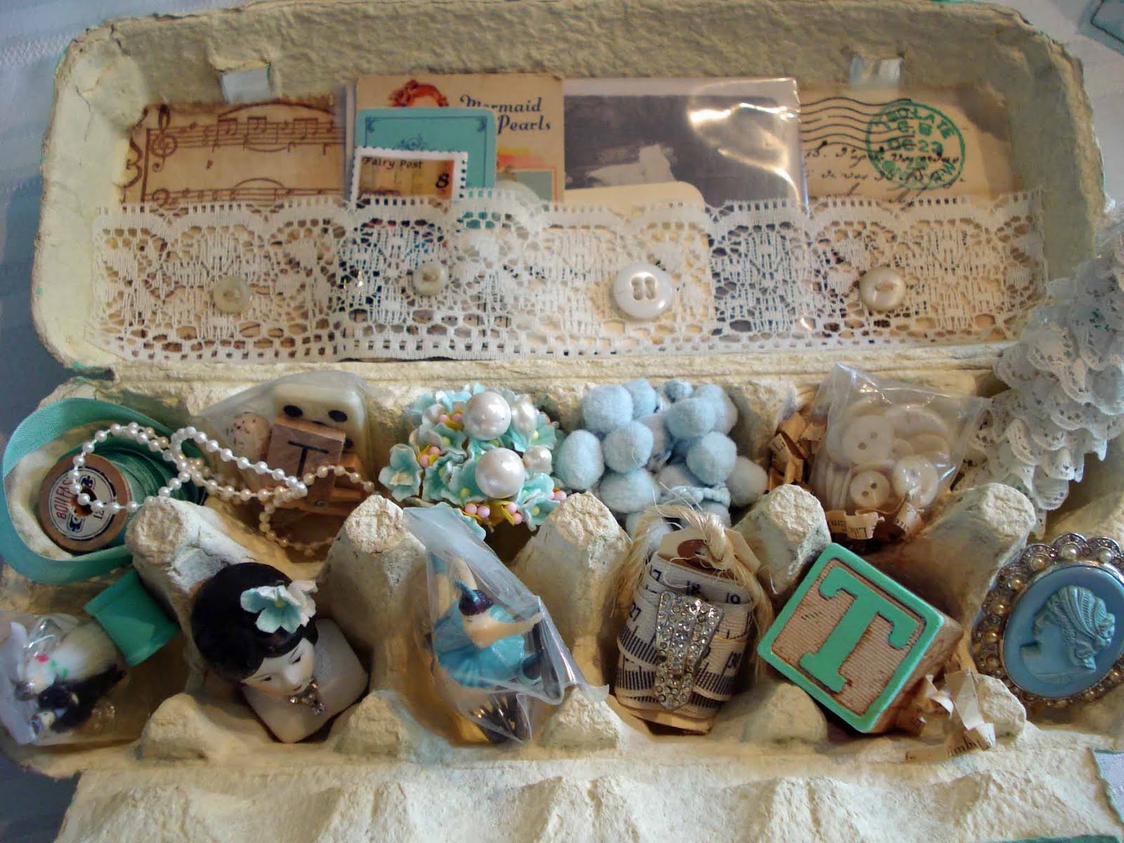 The Other Side of Me: Vintage Egg Carton Swap