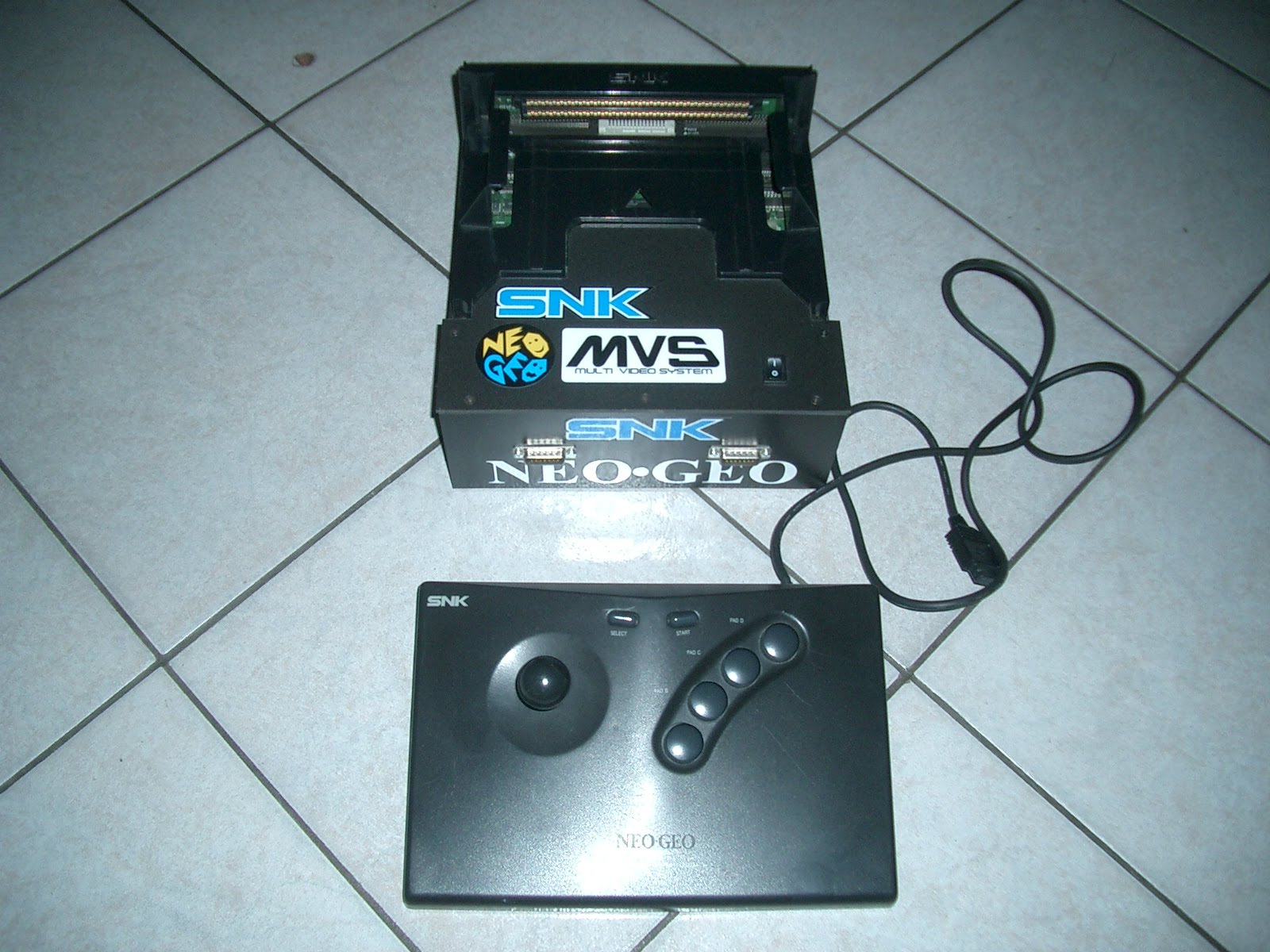 Aripug's Videogames & A/V Blog: NEO GEO MVS - My collection