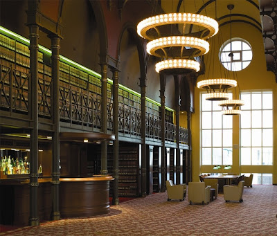 The Everyday Bride: Chicago Wedding Venue: Library