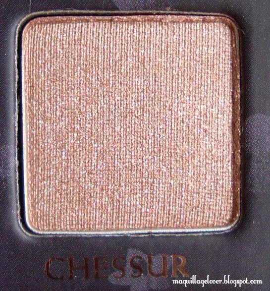 Maquillage Lover: Urban Decay Alice in Wonderland Book of Shadows is Love!