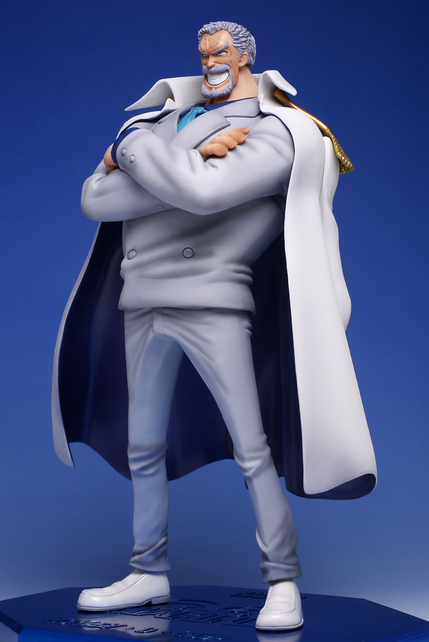 IL BLOG DI SAGITTARIOLUCENTE: P.O.P.: Monkey D. Garp, Linea Neo-Dx ...