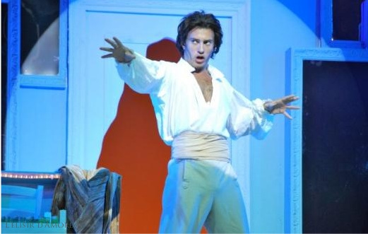 BARIHUNKS ®: Hot Schrott to Perform WIth Hot Trio of Barihunks