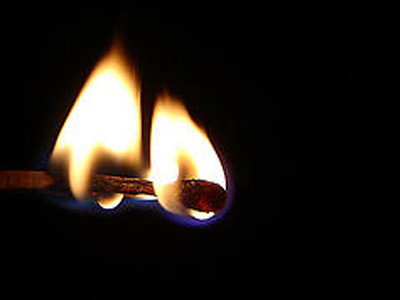 Absolute English: Formas de Arder / Ways of Burning