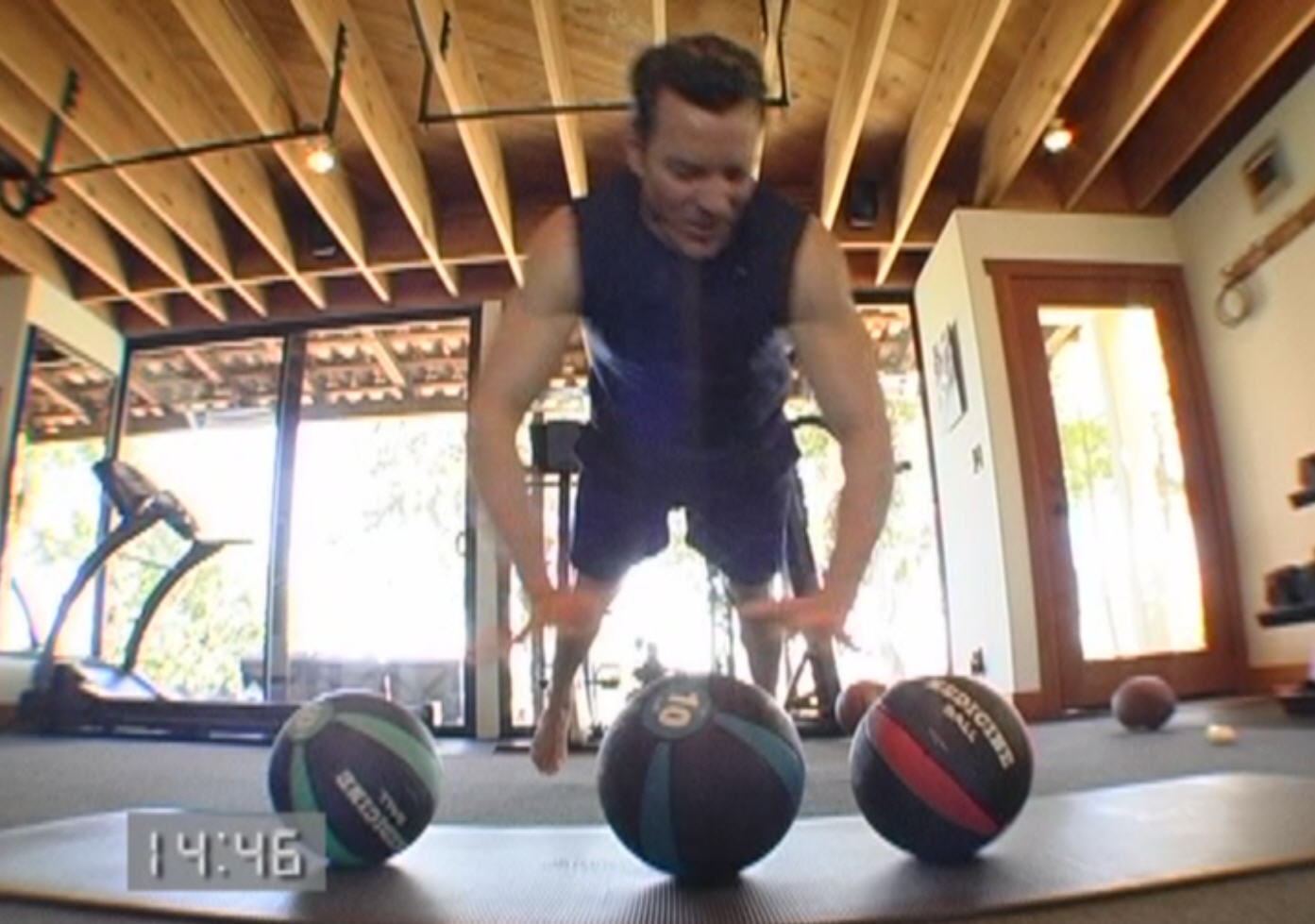 Book Reviews and More: Upper Body Balance - Tony Horton One on One ...