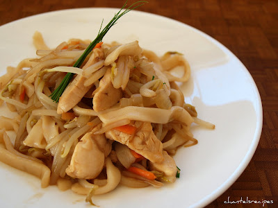 Chicken Chow Fun