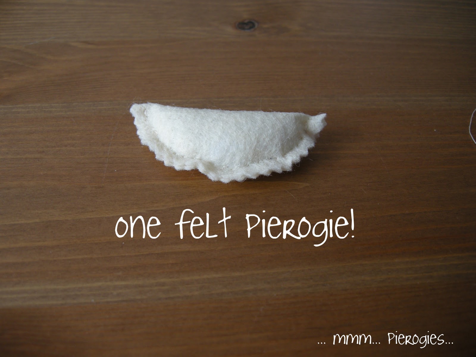 luck and bliss: Felt Pierogies... mmm
