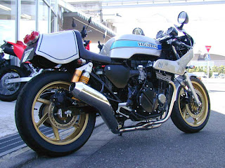 Japan Cafe Racer - RocketGarage - Cafe Racer Magazine